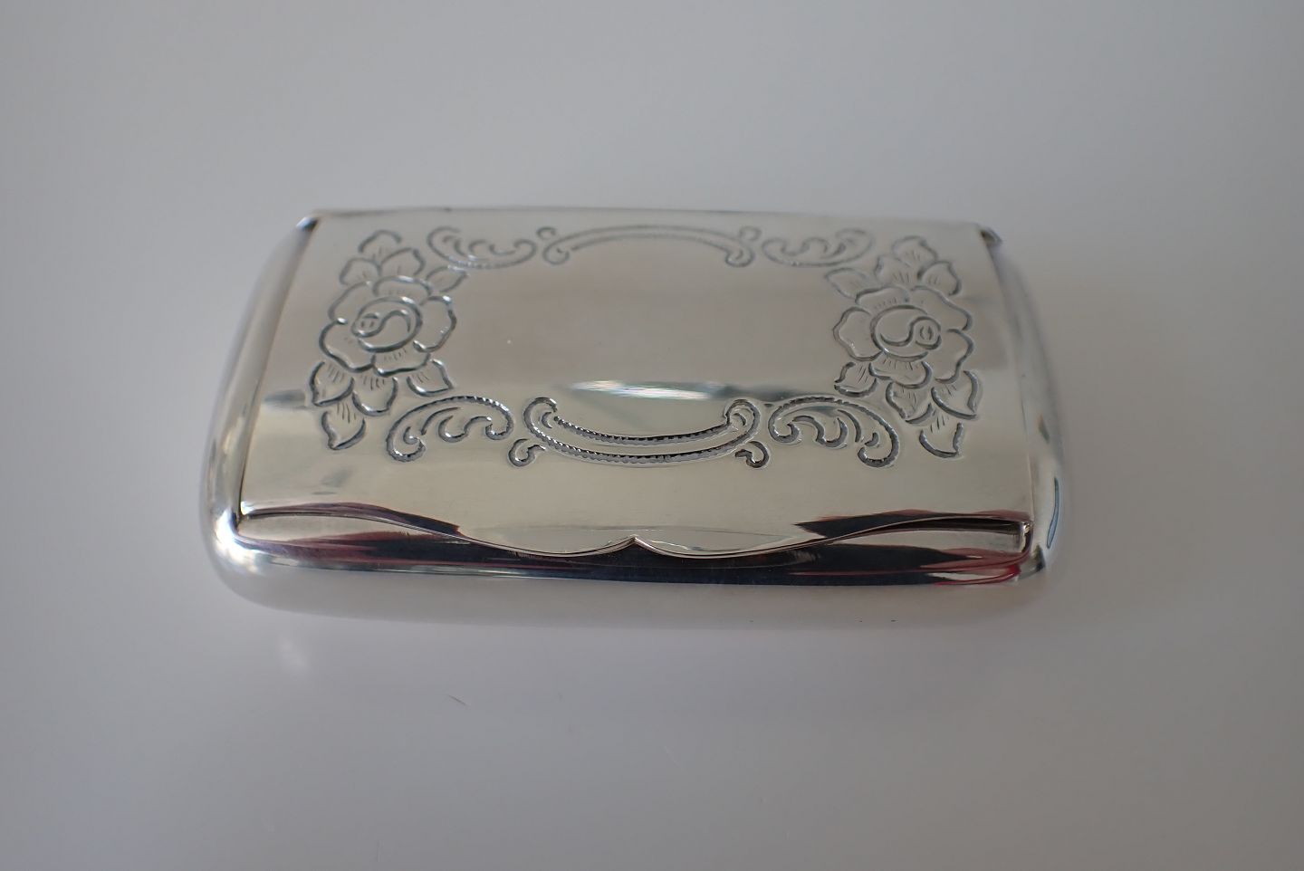 Adagio - Pilleæske i sterling sølv fra Hejl. - Pilleæske i sterling ...